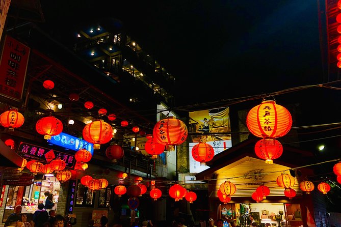 One-day private chartered car tour in Taipei: Yehliu, Jiufen, Pingxi, North Coast popular attractions with chartered car, professional Chinese/English driver - FAQs