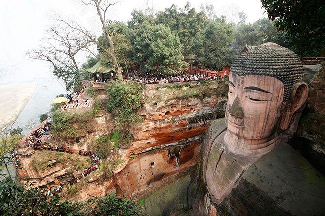 One Day Private Tour of Leshan Giant Buddha, Huanglongxi Ancient Town - Authentic Experiences and Traveler Tips