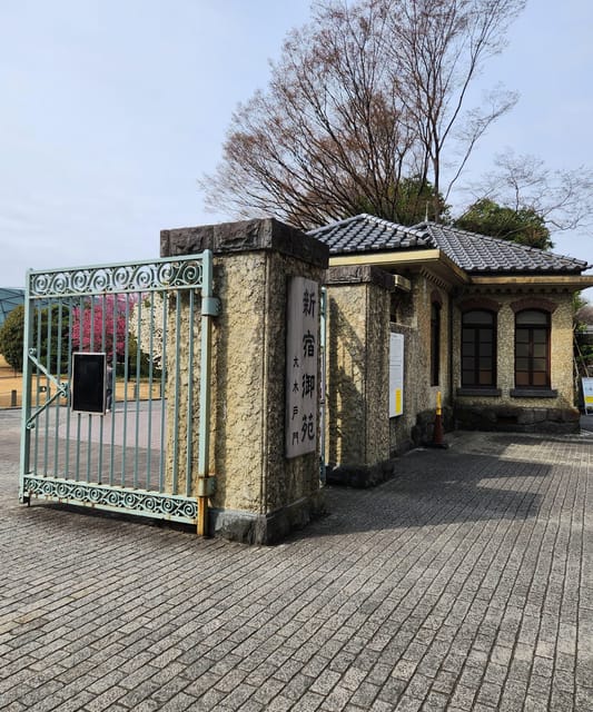 One Day Private Tour of Tokyo Famous Places - Meiji Shrine