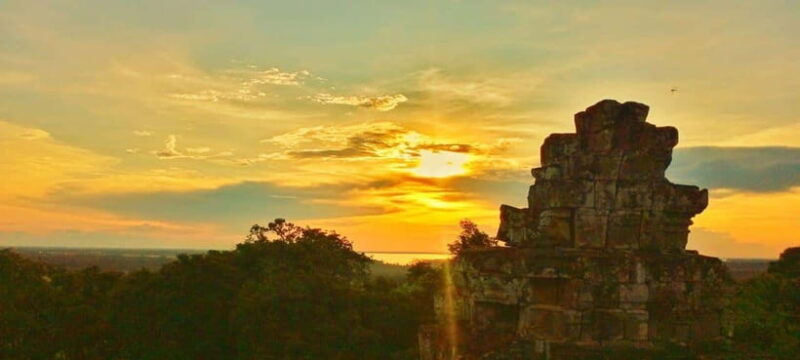 One Day Shared Trip to Angkor Temples with sunset - Possible Drawbacks and Considerations