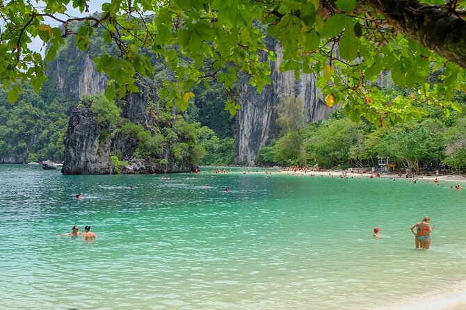 One-Day Tour at Hong Islands by Speedboat from Krabi - Frequently Asked Questions (FAQs)