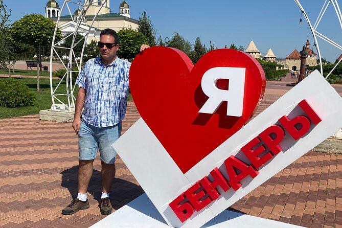 One Day Tour in Transnistria - Enjoying a Homemade Lunch With a Local Family