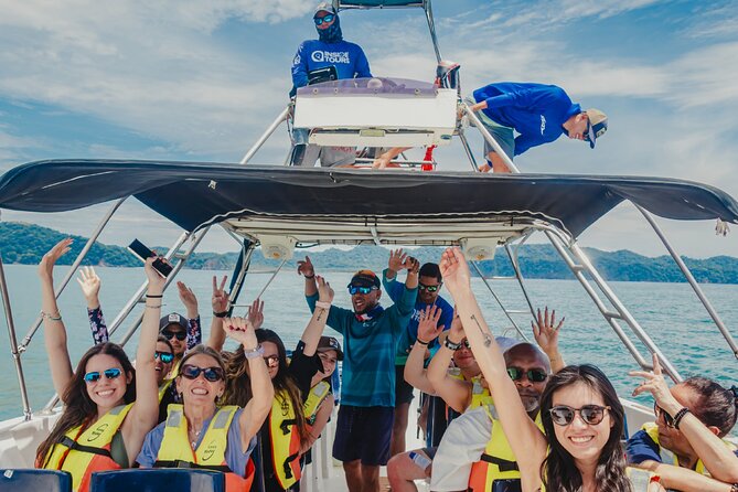 One Day Tour Isla Tortuga With Lunch From Puntarenas - Key Points