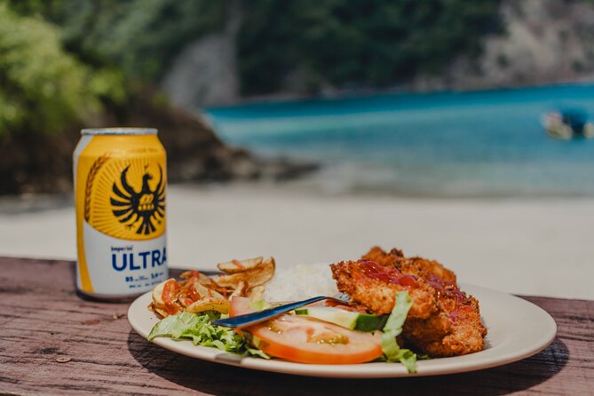 One Day Tour Isla Tortuga With Lunch From Puntarenas - Dining Experience on the Tour