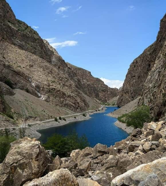 One Day Tour of Seven Lakes in Tajikistan from Samarkand - Who Should Consider This Tour?