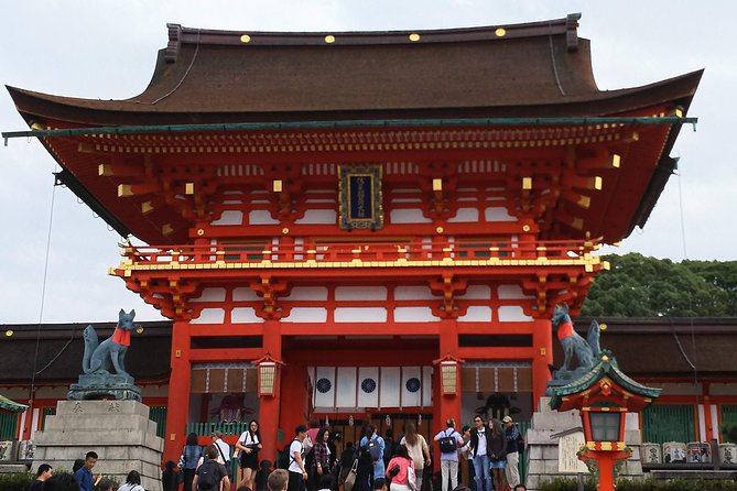 One-Day Walking Tour : Enjoy Kyoto to the Fullest! - Guides and Itinerary