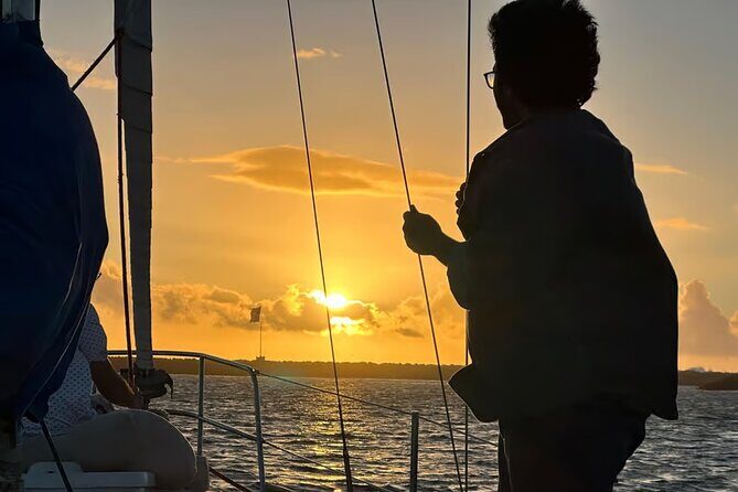 One Hour Cruise Around Marina del Rey - FAQ