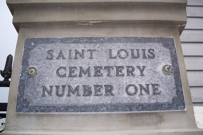 One Hour Saint Louis Cemetery Number One Walking Tour - Meeting Information and Logistics