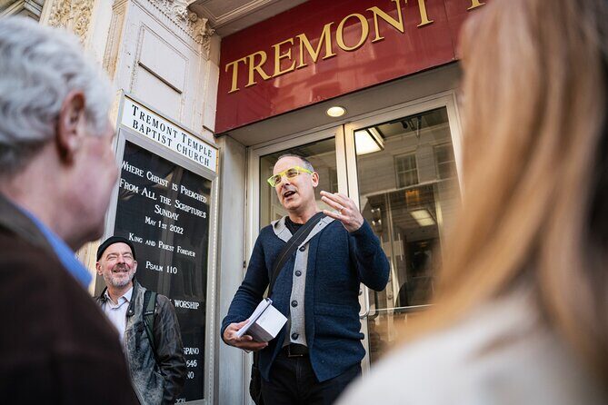 One Hour Walking Tour: Hidden History and Innovation - Authentic Experiences and Authentic Guides