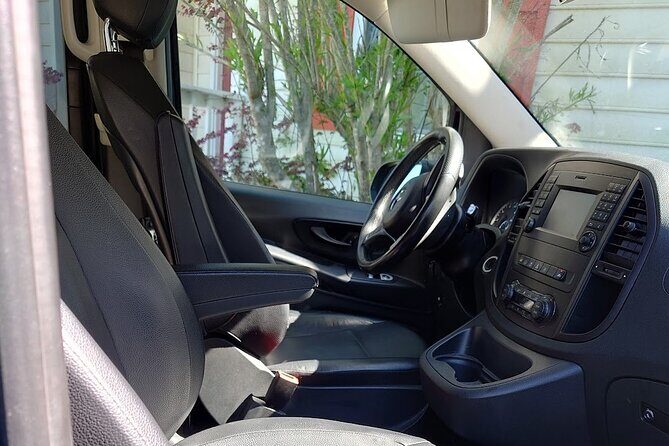 One-way 1 Seat SAV Airport - Downtown - Service Reliability and Personal Touch