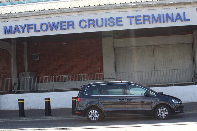 One Way or Round Trip Private Transfer From London to Southampton Cruise Port - Accessibility and Luggage Policies