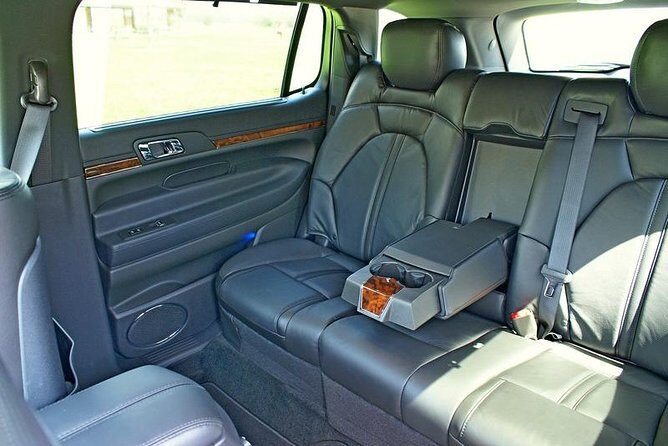 One-Way Private Curbside Midway Airport Transfer - The Sum Up