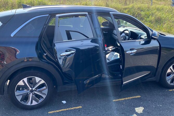 One Way Taxi Transfer from Heathrow Airport to Gatwick Airport - What Makes This Service Stand Out?