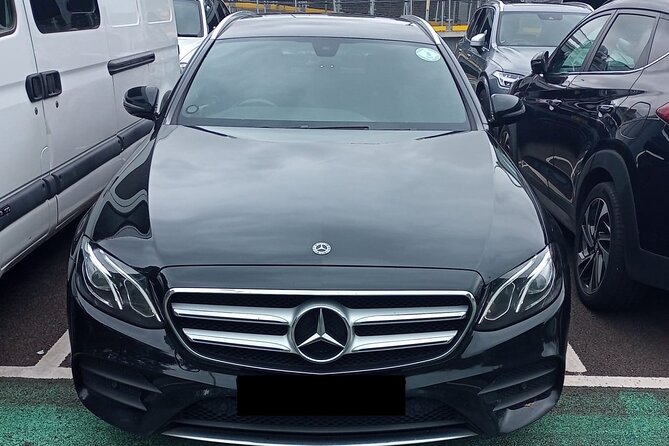 One Way Taxi Transfer From Stansted Airport to London - Reliability and Reputation