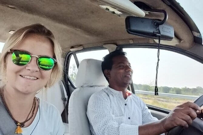 One Way Transfer From New Delhi To Agra Stress Free - Who Should Consider This Service?