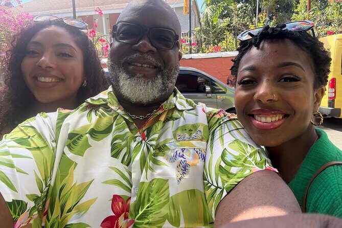 One Way Trip Private Airport to Hotel Transfer in Nassau - Frequently Asked Questions