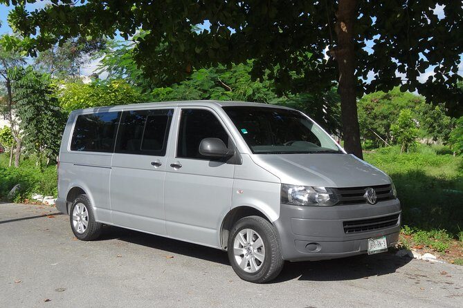 One Way Van Transfer from Cancun Airport to Cancun Hotel Zone up to 6 passengers - An in-depth look at the transfer experience