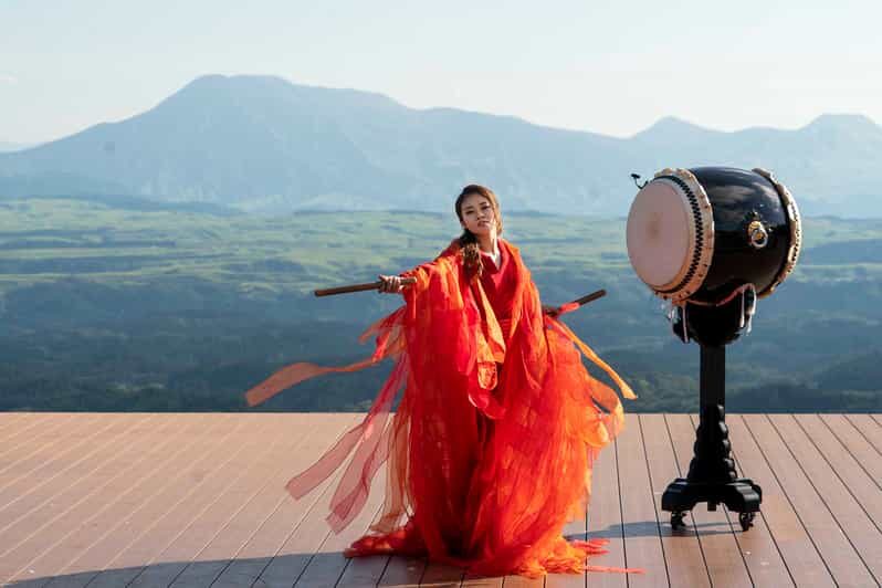 Open-air theater "Tao- no-Oka" Drum TAO Live performance - Practical Details and Tips