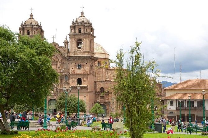 Open Bus Cusco City Tour - Discovering Sacsayhuaman and Qenqo