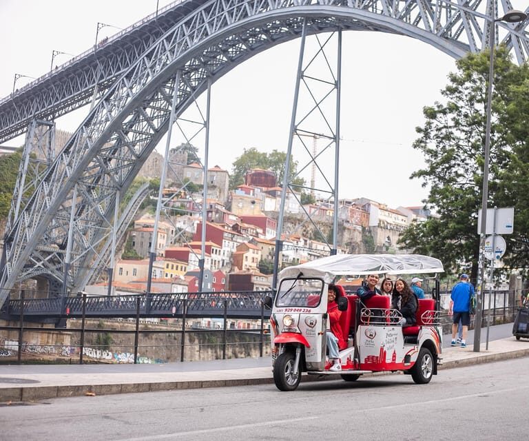 Oporto Tuk Tuk Tour: Among bridges and mysteries - 1.30h - Why Choose the Oporto Tuk Tuk Tour?