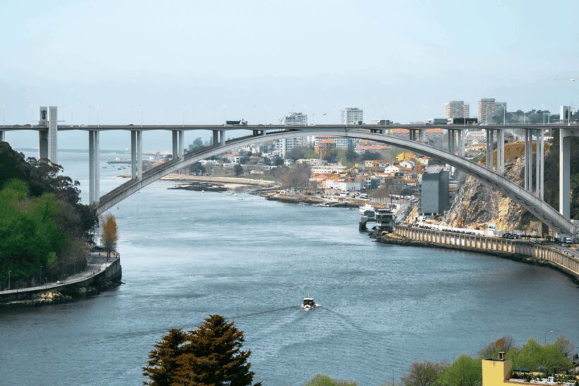 Oporto Tuk Tuk Tour: Among bridges and mysteries - 1.30h - Who Is This Tour Best For?