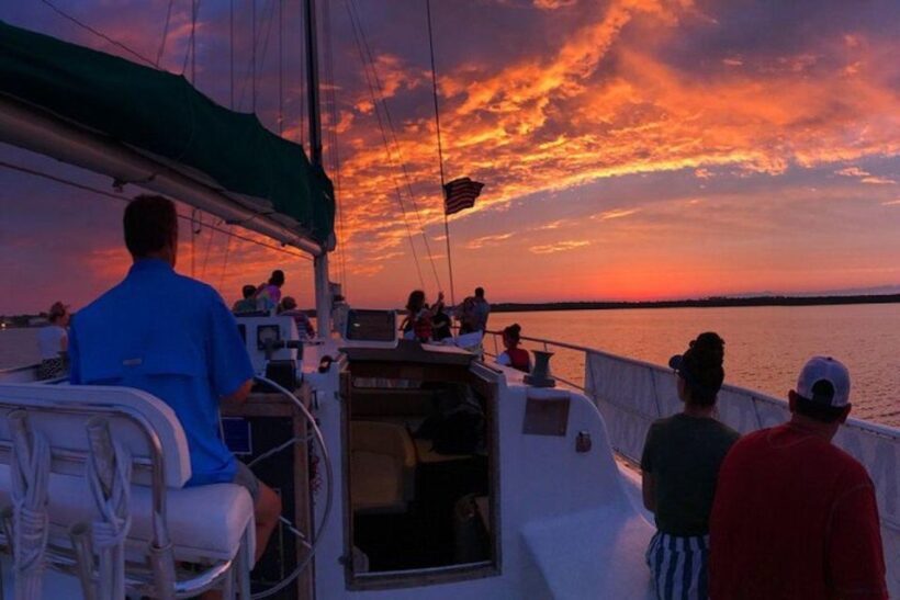 Orange Beach: Sunset Sailing Cruise Aboard The Cetacean - An Overview of the Sunset Sailing Experience