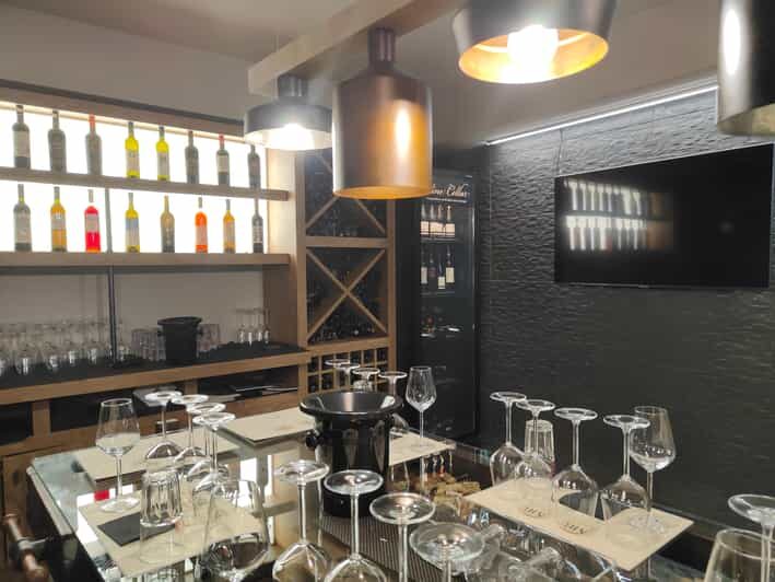 Orange, Organic, Natural & Biodynamic Wines Of Greece - Authenticity and Atmosphere