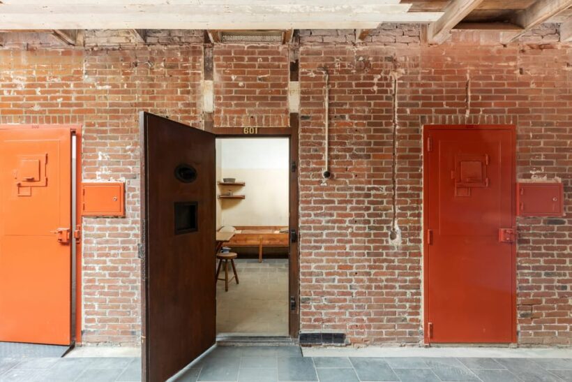 Oranjehotel World War II Prison Entrance Ticket - Final Words