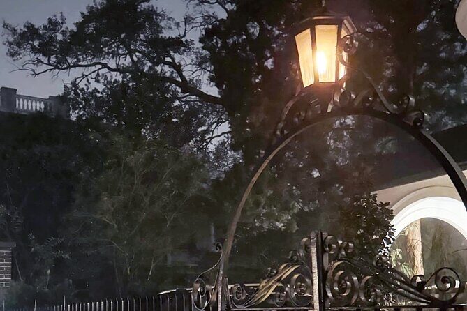 Original Driving Ghost Tour of Charleston - A Detailed Look at the Charleston Ghost Tour