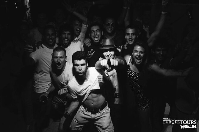 Original Pub Crawl Berlin - Enhancing the Overall Value of the Tour