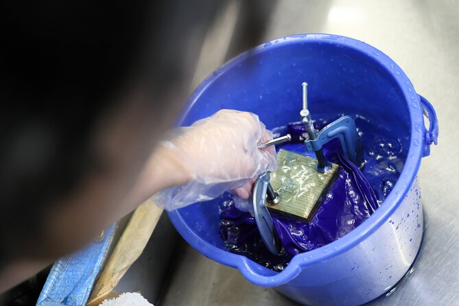 Original Scarf Tie-Dyeing Experience and Workshop Tour - Highlights of the Tour