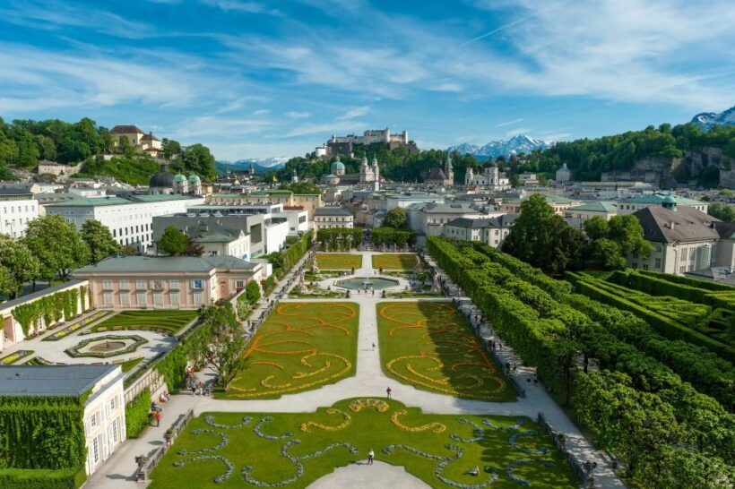 Original Sound of Music Tour with Schnitzel + Noodles - Key Points