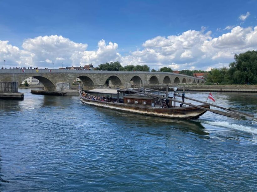Original Strudelrundfahrt - An In-Depth Look at the Original Strudelrundfahrt