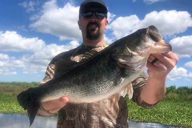 Orlando Bass Fishing Guide near iDrive - Whats Included and What Not