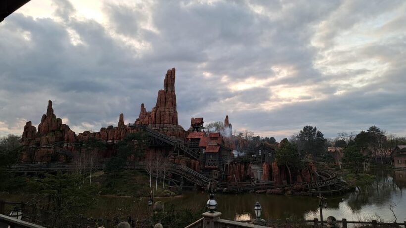 Orlando: Disneyworld and Universal Studios Personal Planner - FAQ
