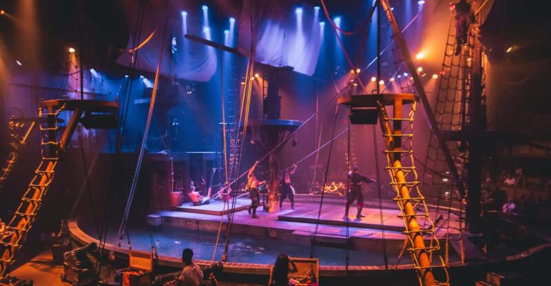 Orlando: Pirates Adventure Dinner Show with Drinks - Key Points