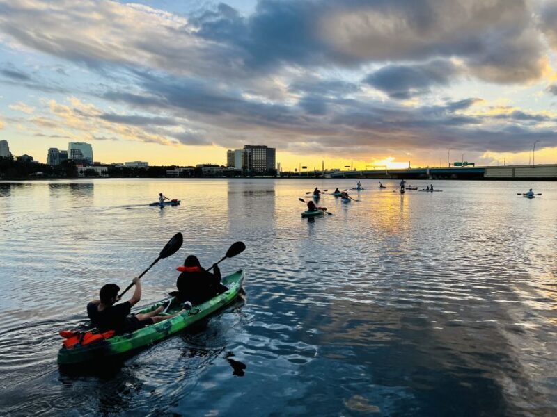 Orlando: Sunset Clear Kayak or Paddleboard in Paradise Tour - The Vessel Options and Flexibility