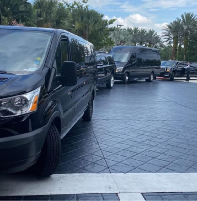 Orlando: Universal Studios Shuttle Service - Key Points