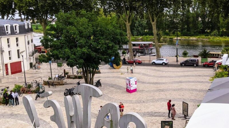 Orléans: Old Town, Cathedral & Joan of Arc Self-guided Walk - Technical Requirements