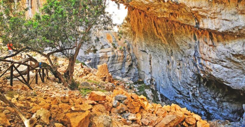 Orosei-Dorgali-Oliena: Hike to nuragic village of Tiscali - Insights from Travelers