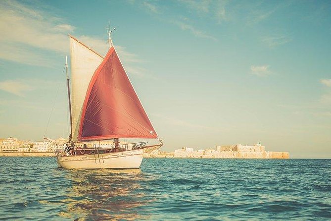 Ortigia and Plemmirio on a sailing boat - FAQs