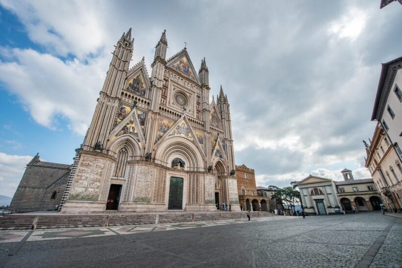 Orvieto: Cathedral and St. Patrick's Well Guided Tour - Key Points