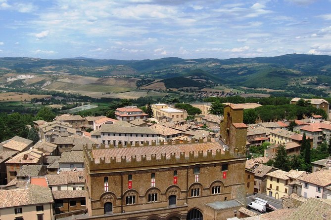 Orvieto, the Cathedral with golden mosaics and the medieval city  Private Tour - FAQ