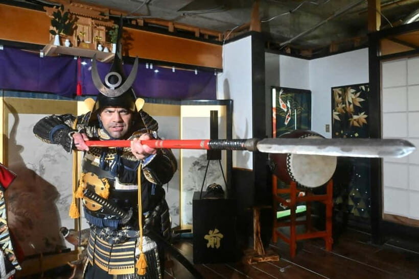 Osaka: 90-Minute Samurai Armor & Sword Lesson near Castle - The Location and Setting