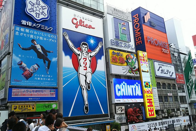Osaka Castle & Dotonbori Lively One-Day Walking Tour - Vibrant Nightlife in Dotonbori