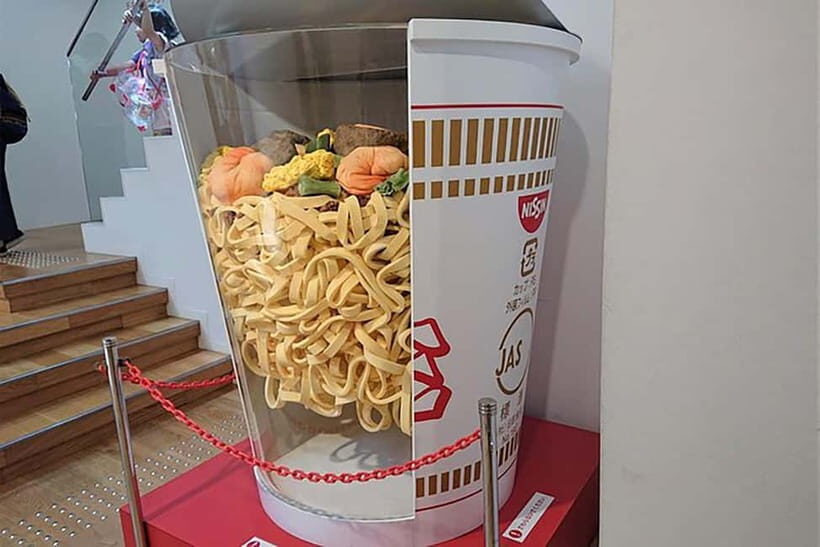 Osaka: Castle, Museum, and Cup Noodle Walking Tour - Osaka: Castle, Museum, and Cup Noodle Walking Tour