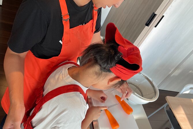 Osaka Cooking Class:Katsu Curry/Bento/Okonomiyaki & Store Tour - Cooking Class: Bento