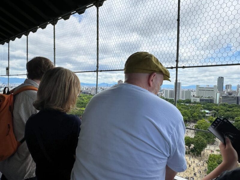 Osaka: Discover Iconic Sights and Hidden Gems - Navigating the Tour: Tips and Highlights