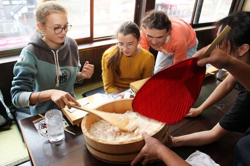 Osaka Dotonbori: Hand Roll Sushi Experience - Introduction