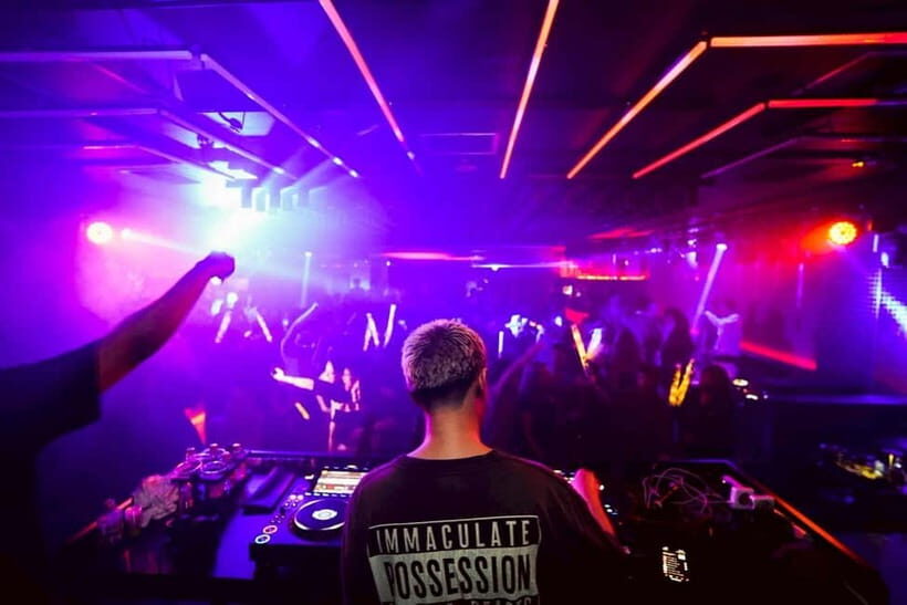Osaka Dotonbori:GIRAFFE Nightclub Ticket & VIP (For Foreign) - Who Would Love This Experience?